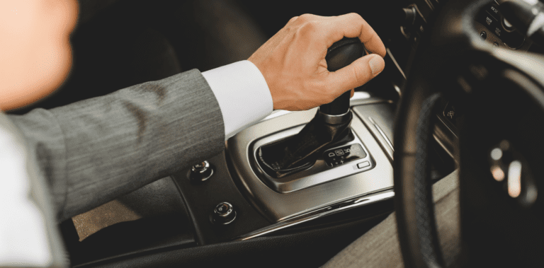 How To Drive An Automatic Car | Step-by-Step Guide - Rated Driving