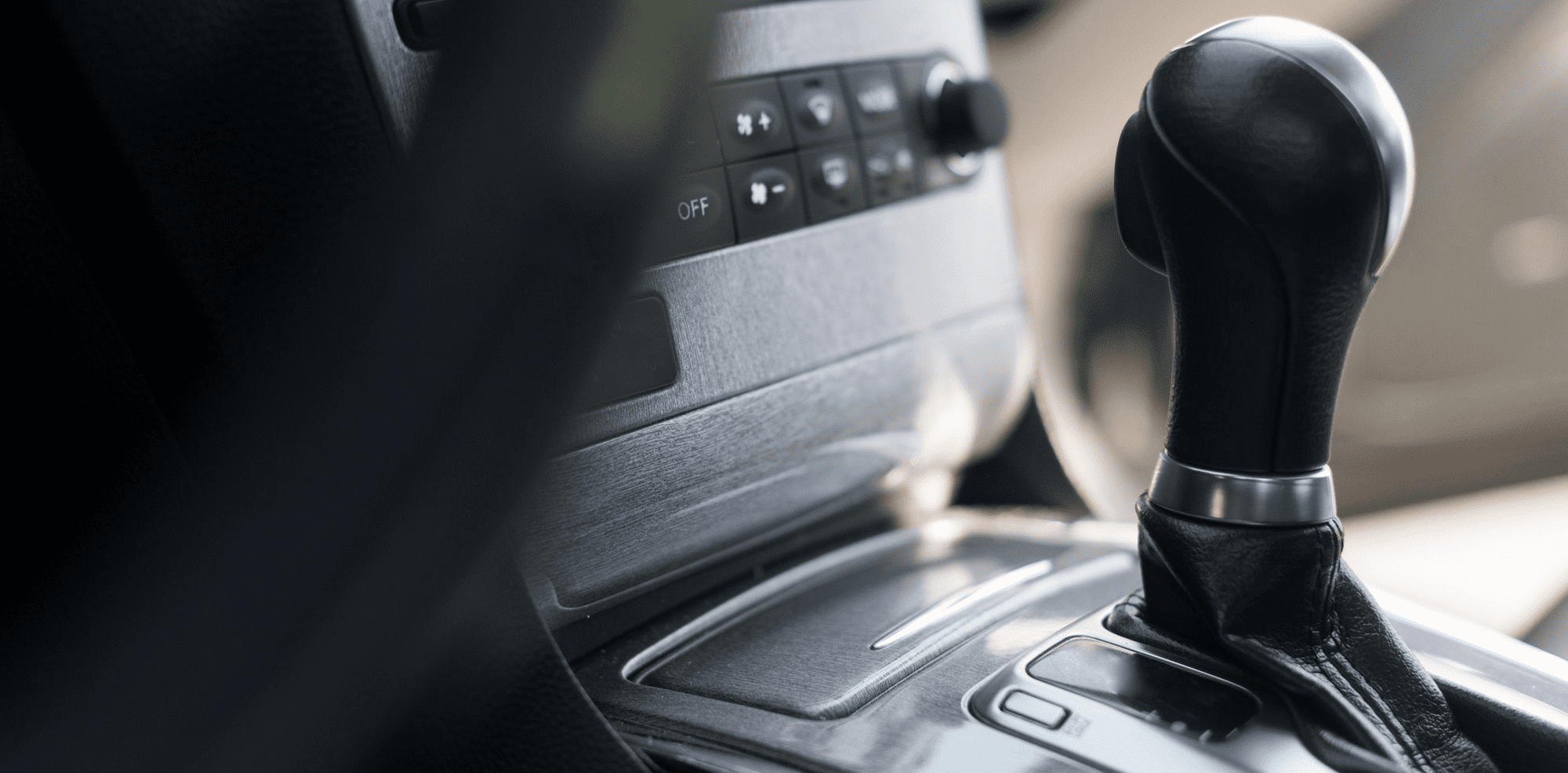 How To Drive An Automatic Car | Step-by-Step Guide - Rated Driving