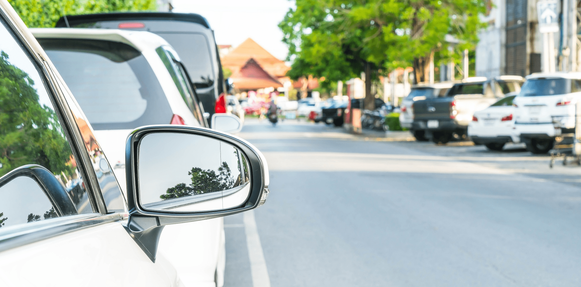 Passing Parked Cars: Who Has Priority? - Rated Driving